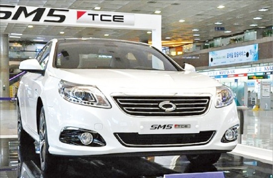 공항에 나타난 SM5 TCE | 한국경제