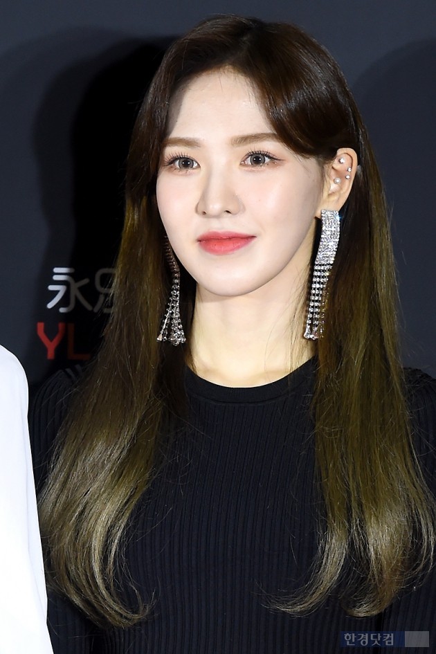 포토 레드벨벳 웬디 클로즈업을 부르는 미모 한경닷컴