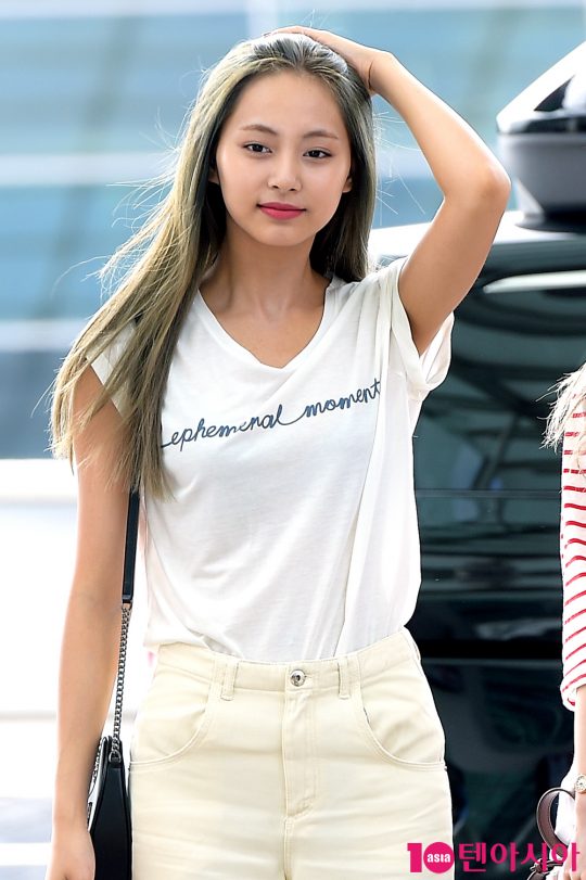 Ten Photo트와이스 쯔위 청순의 정석 텐아시아