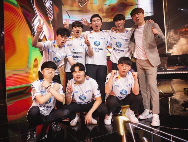 DRX, 발로란트 챔피언스서 한국팀 사상 첫 8강 진출 | 한국경제