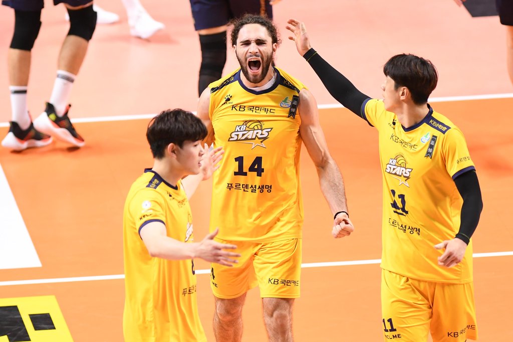 KB손보·GS칼텍스 급추락…해결사 부재·강소휘 이탈로 시름 | 한국경제