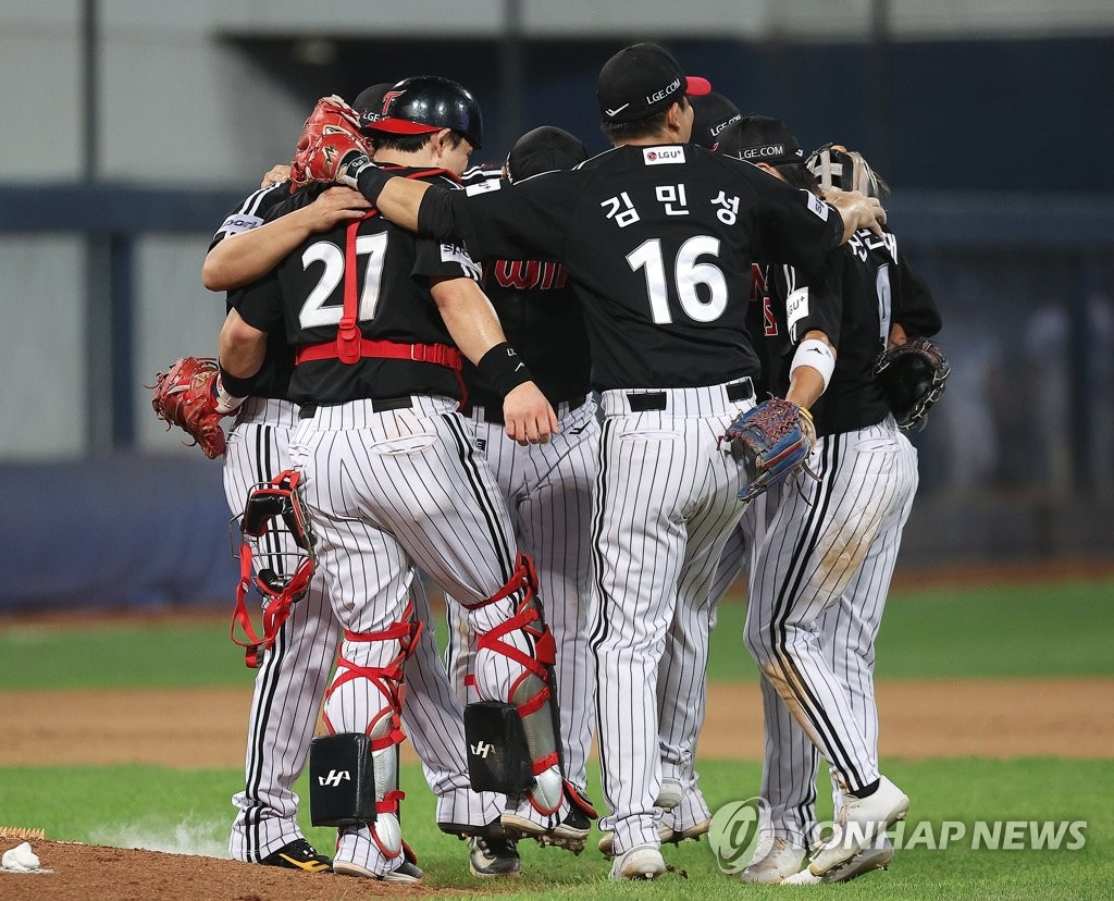 4연승 kt, 2위 SSG 1경기 차 압박…선두 LG는 7경기 차 독주(종합) | 한국경제